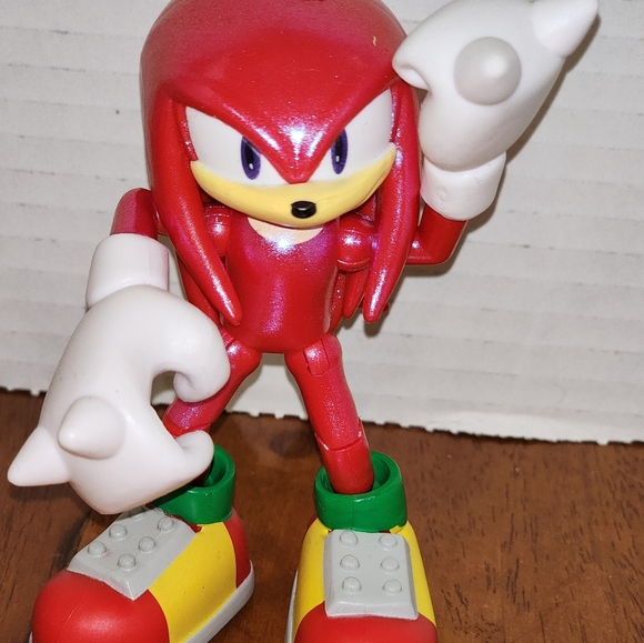 Sega | Toys | Knuckles The Echidna Spring 4 Sonic The Hedgehog Action ...